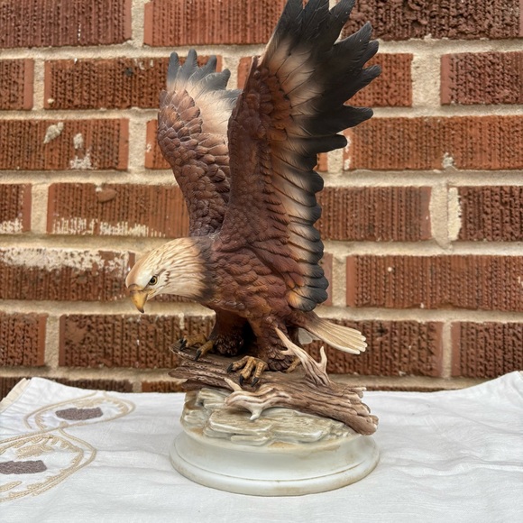 Homco | Accents | Vtg Bald Eagle Homco Masterpiece Porcelain Figurine ...
